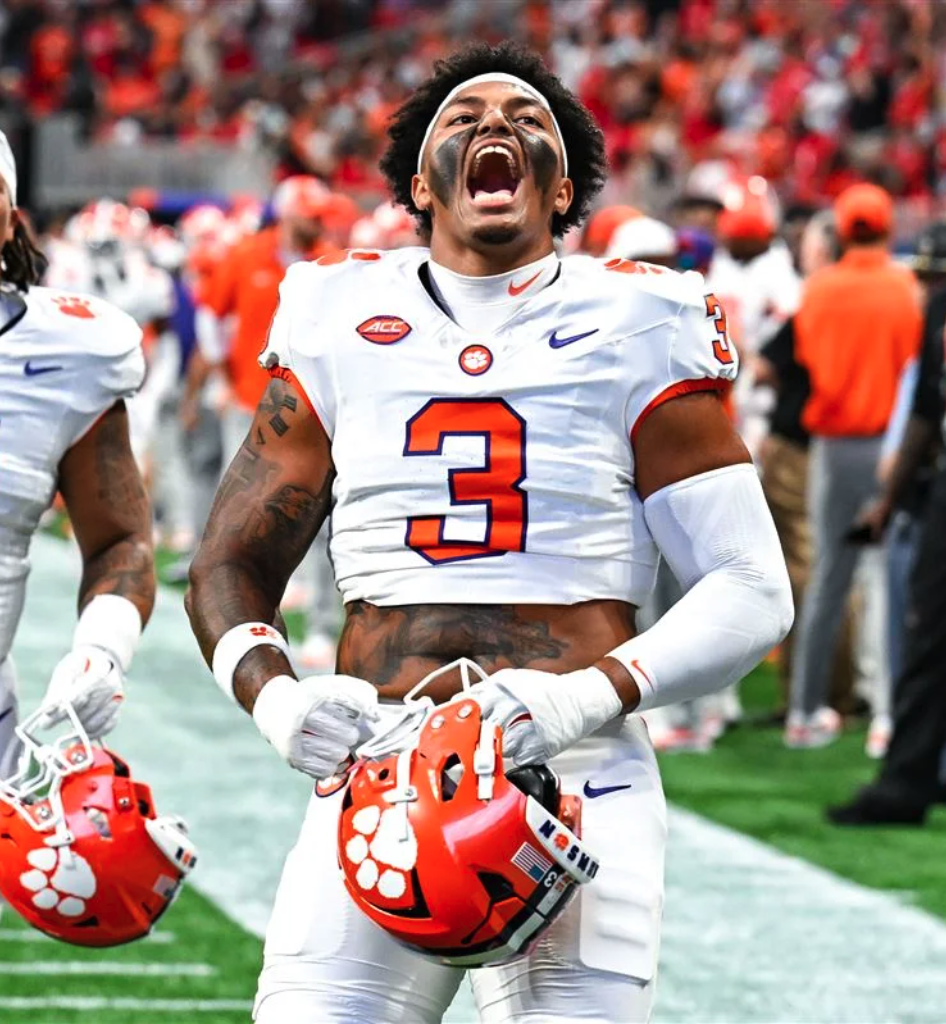 NFL Draft Watch | Live Draft Grids, Rankings & Prospects